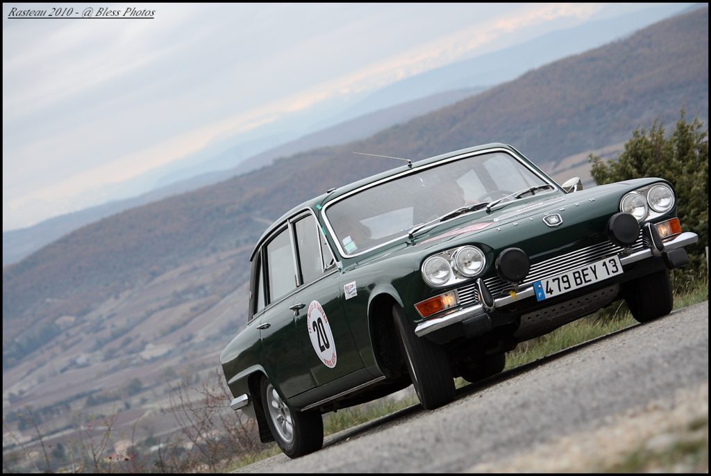 Triumph 2500 PI Mark 1 – Vehicules de Rallye Historique